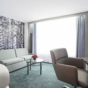 Novotel Montreal Center | UPDATED FOR 2026 | montreal-luxuryhotels.com